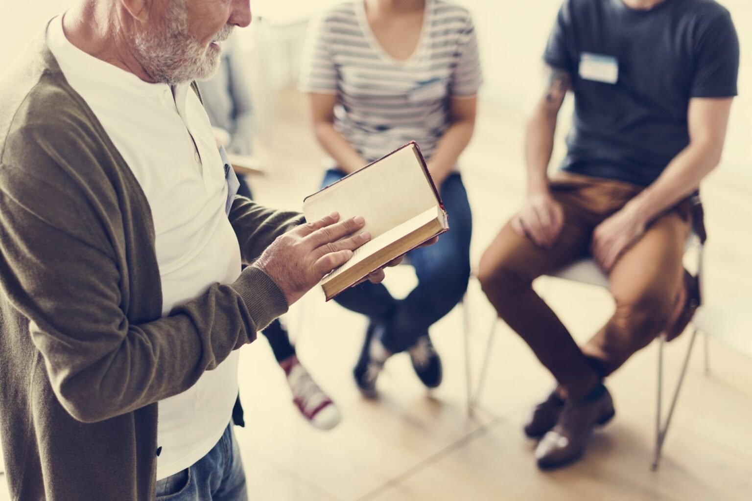 List of 12 Step Programs & What Each Group Helps With - 12 Steppers